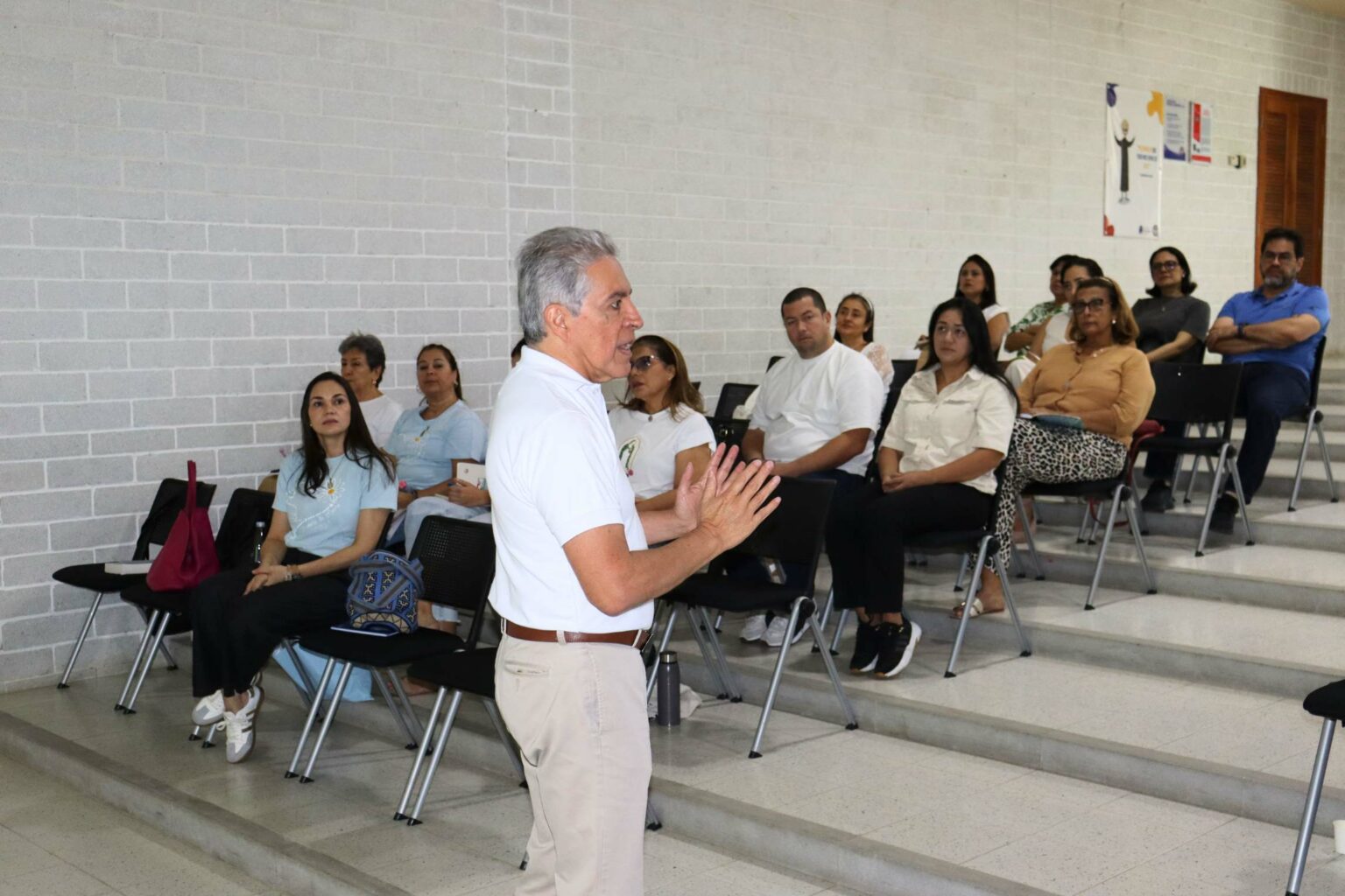 Así fue el Retiro Espiritual para papás - Colegio San José Barranquilla